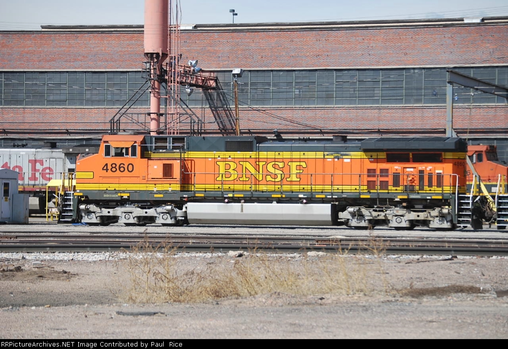 BNSF 4860